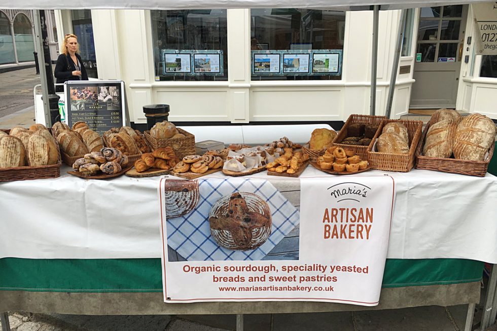 About us | Crumbs Bakery and Cafe